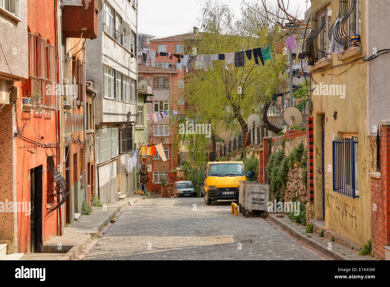 Turkey, Istanbul, Fatih, street scene Stock Photo - Alamy