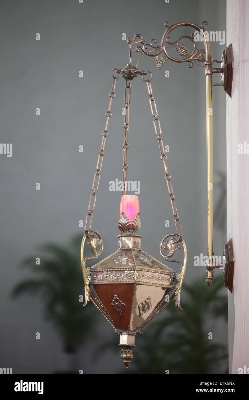 Tabernacle and light hi-res stock photography and images - Alamy