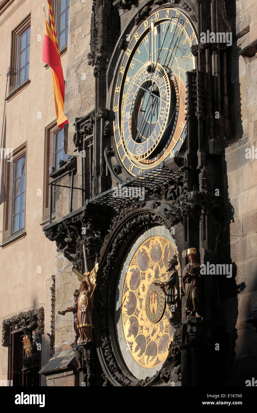 16th century astronomical clock hi-res stock photography and images - Alamy