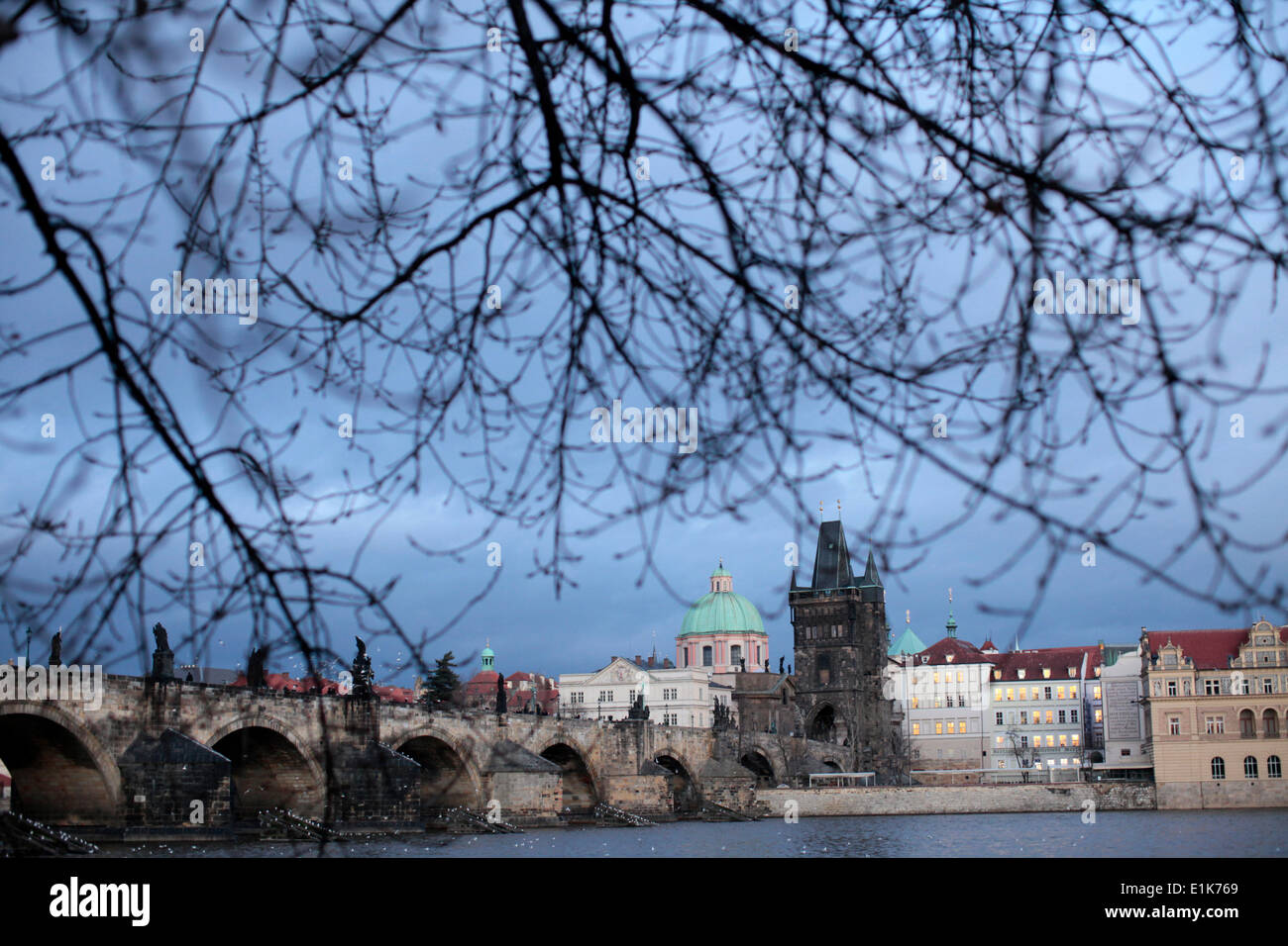 Tourism at charles bridge hi-res stock photography and images - Alamy