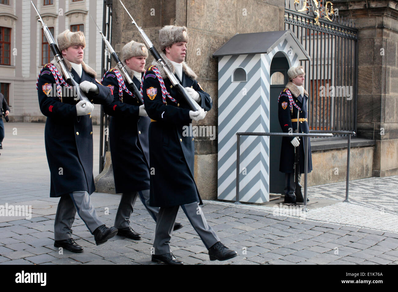 Changing of the Guard, Prague Castle Stock Photo - Alamy