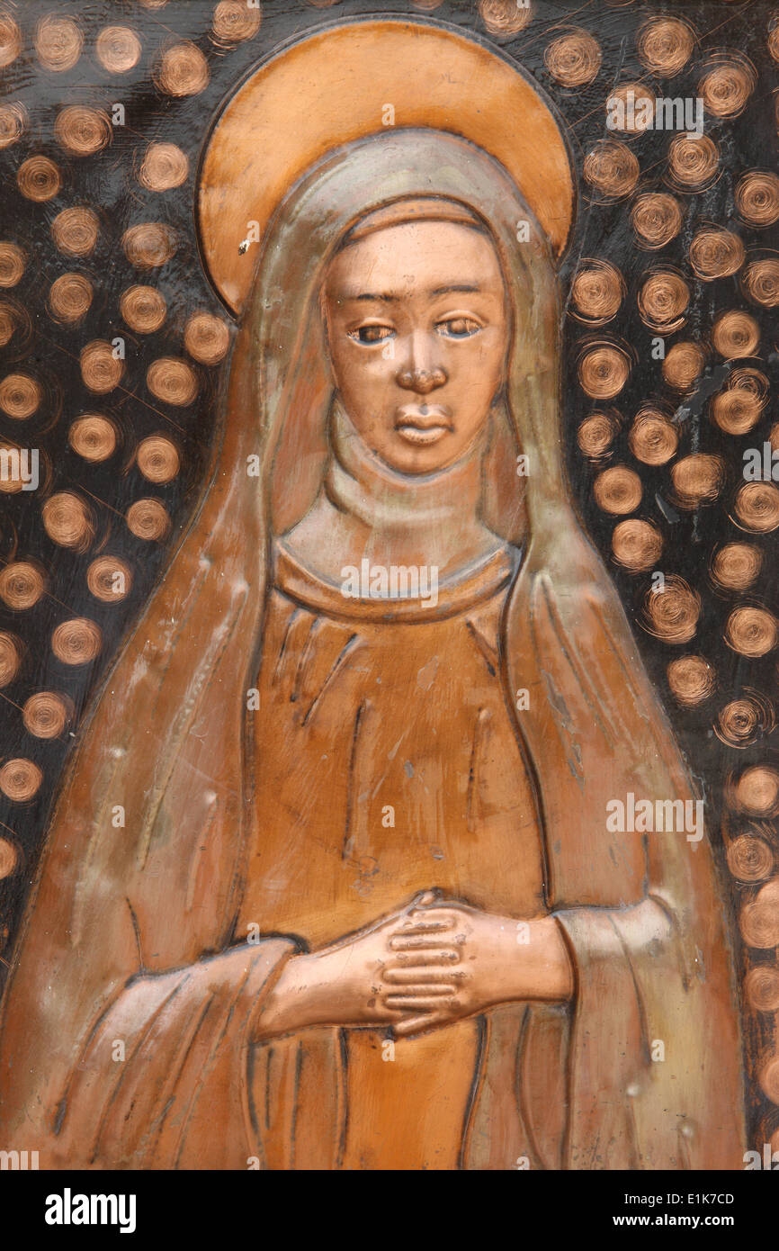 Virgin mary statue africa hi-res stock photography and images - Alamy
