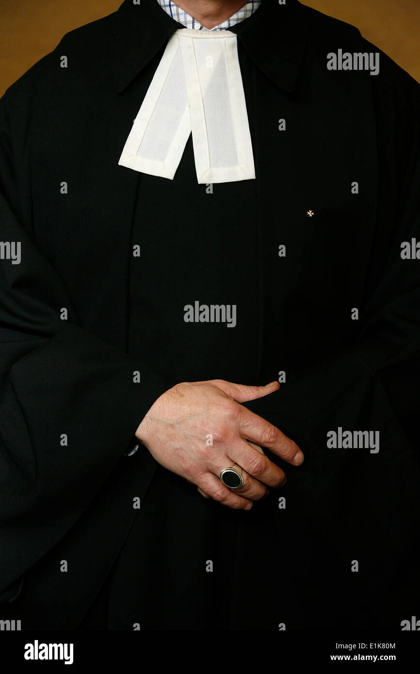 Protestant minister hi-res stock photography and images - Alamy