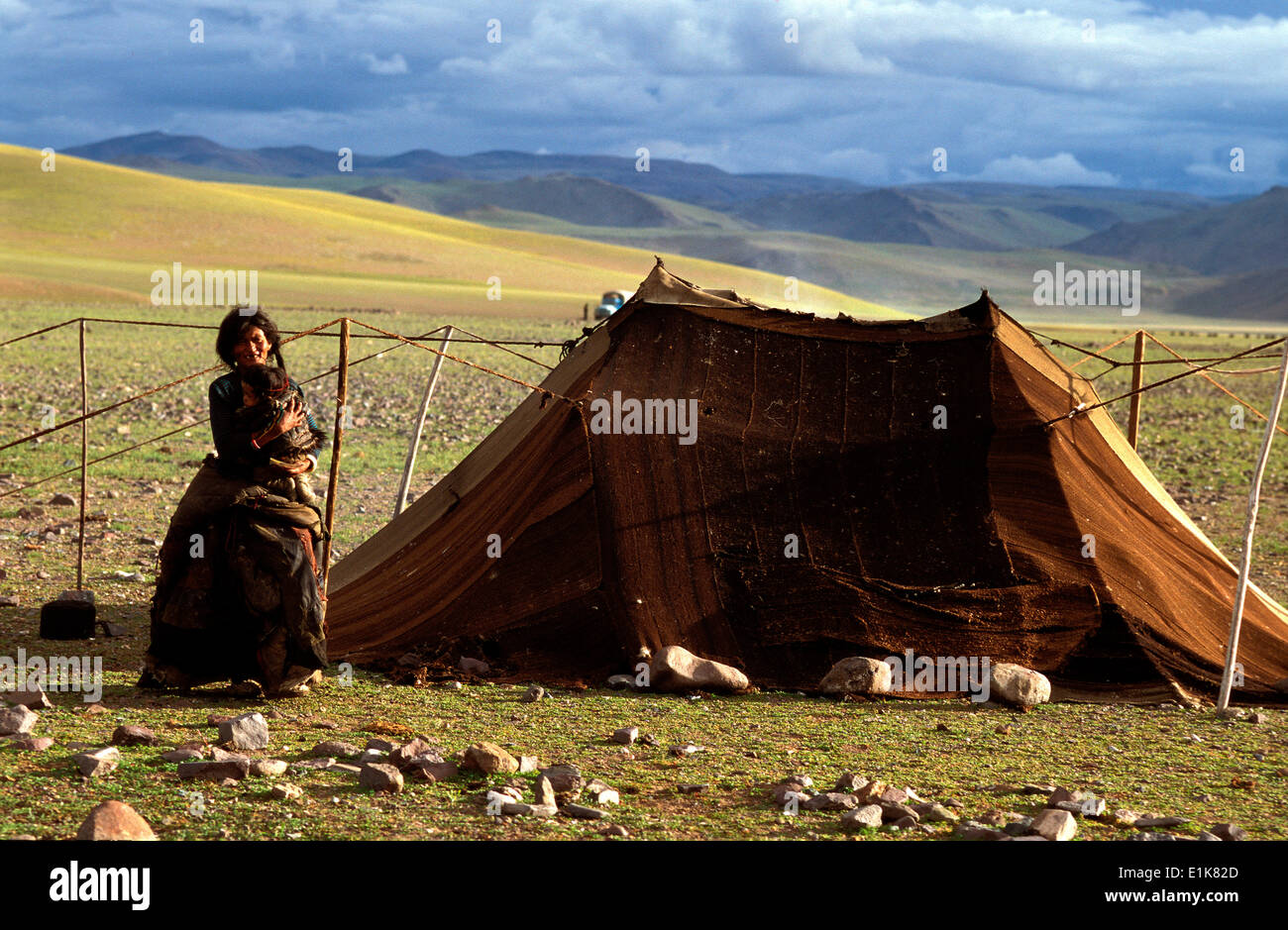 Dokpa nomadic tribe in Southern Tibet Stock Photo - Alamy