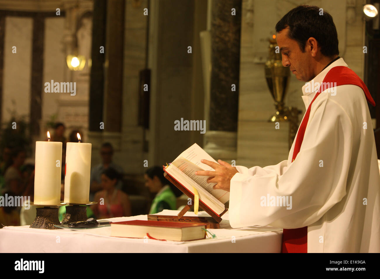 Sacred priest hi-res stock photography and images - Alamy