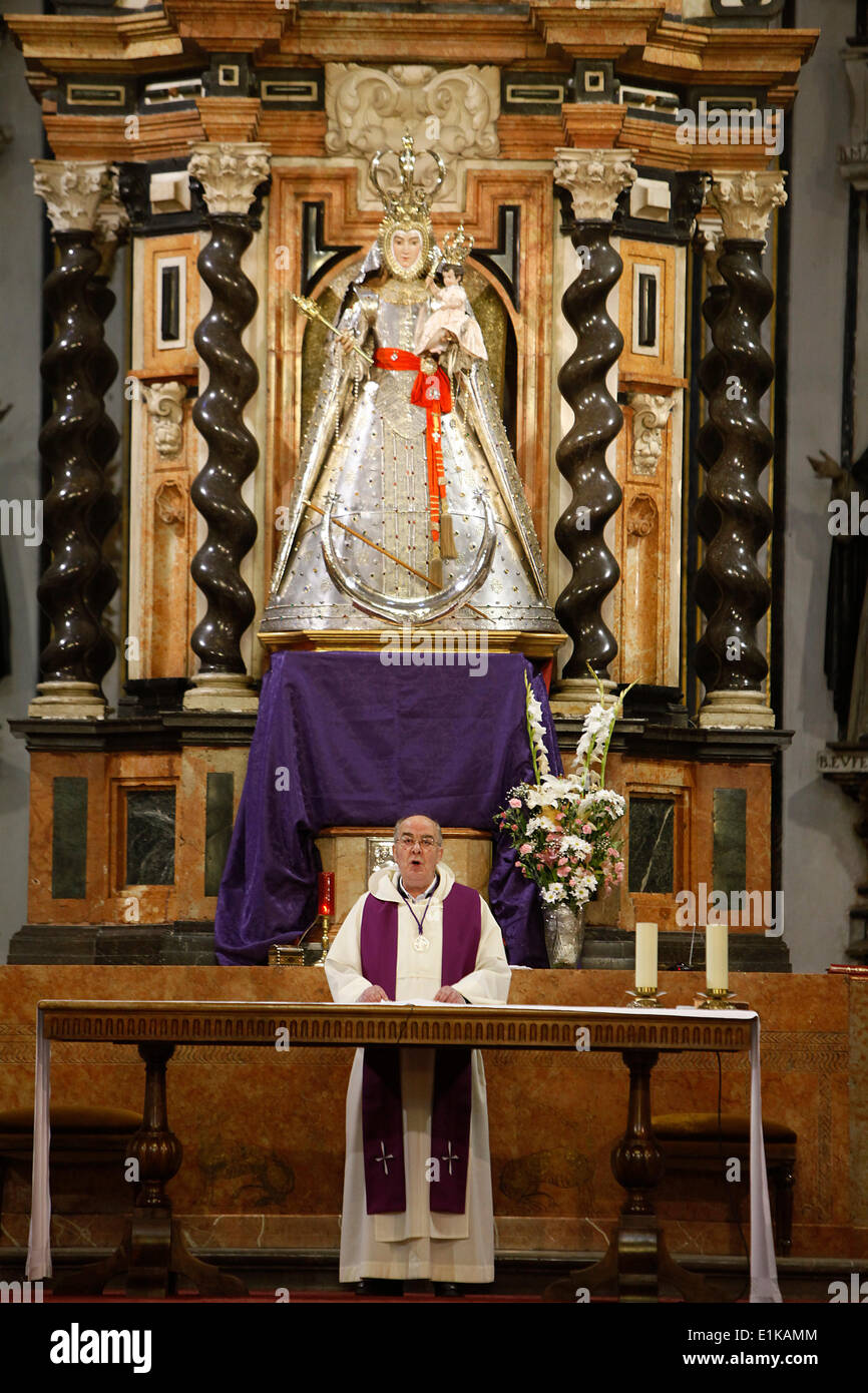 Priest Saying Mass High Resolution Stock Photography and Images - Alamy