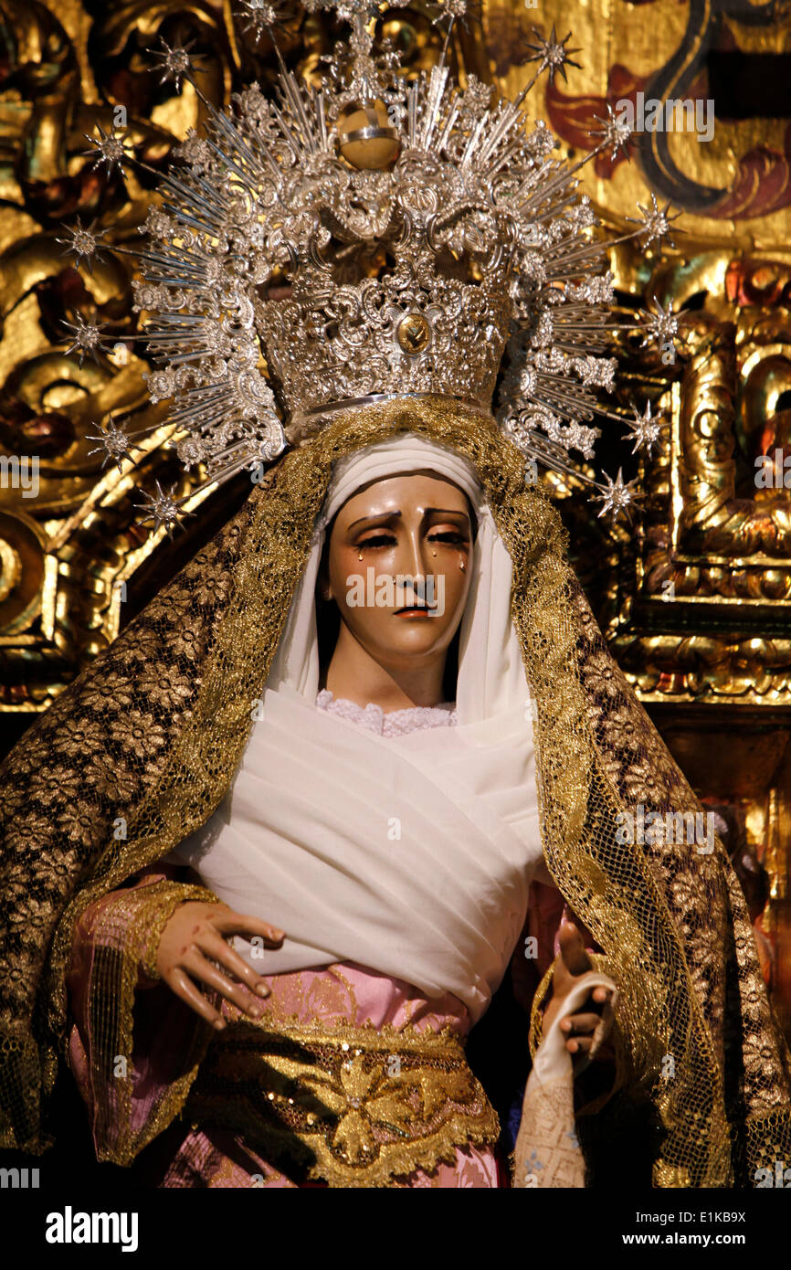 Virgin statue in Basilica Santa Maria de la Asuncion Stock Photo - Alamy