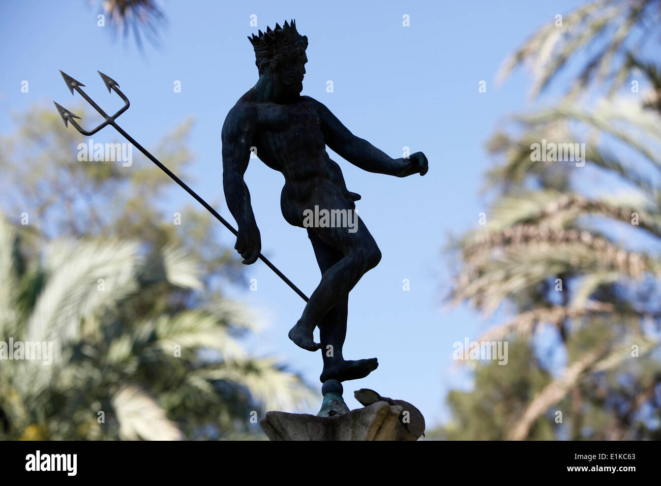 Neptune god statue hi-res stock photography and images - Alamy