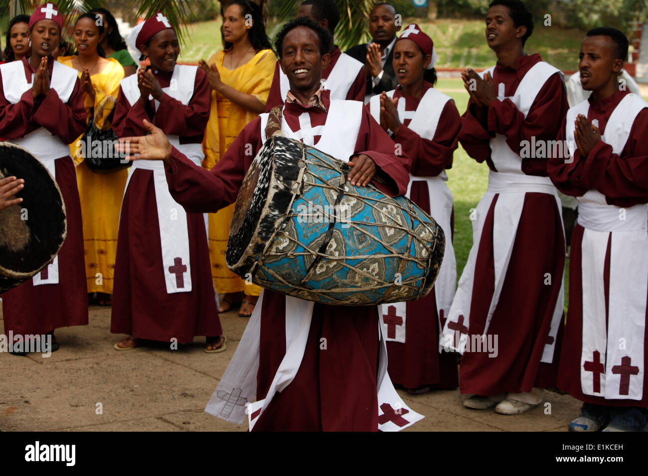 African choir hi-res stock photography and images - Alamy