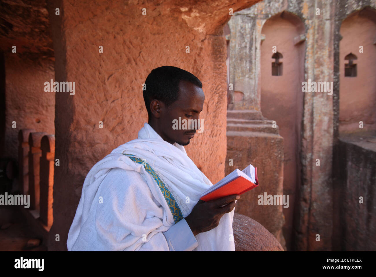 Faithful reading outside Bet Gabriel-Rufa'el (the house of Gabriel ...