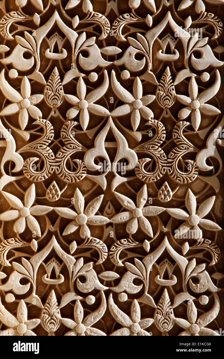 Alhambra - Nasride Palace sculptures Stock Photo - Alamy
