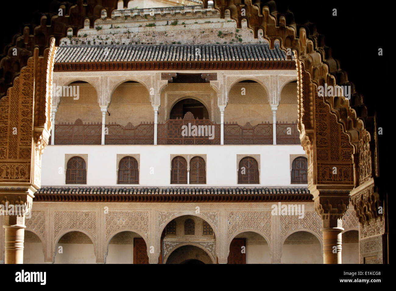 Alhambra - Nasrid Palaces- Palacio de los Leones Stock Photo - Alamy