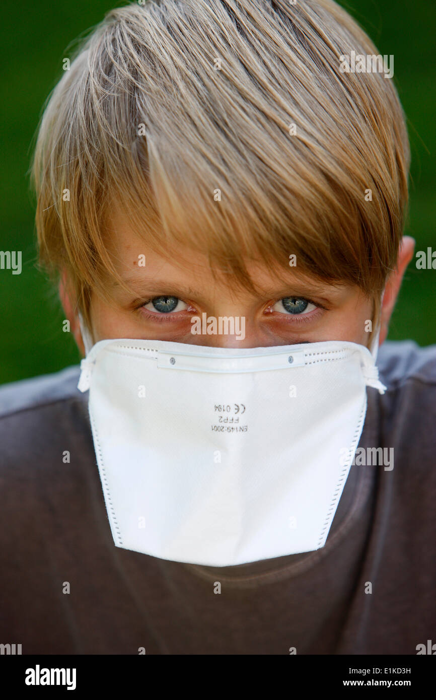 Respiratory sickness hi-res stock photography and images - Alamy