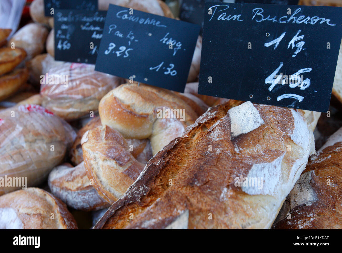 Bread price hi-res stock photography and images - Alamy