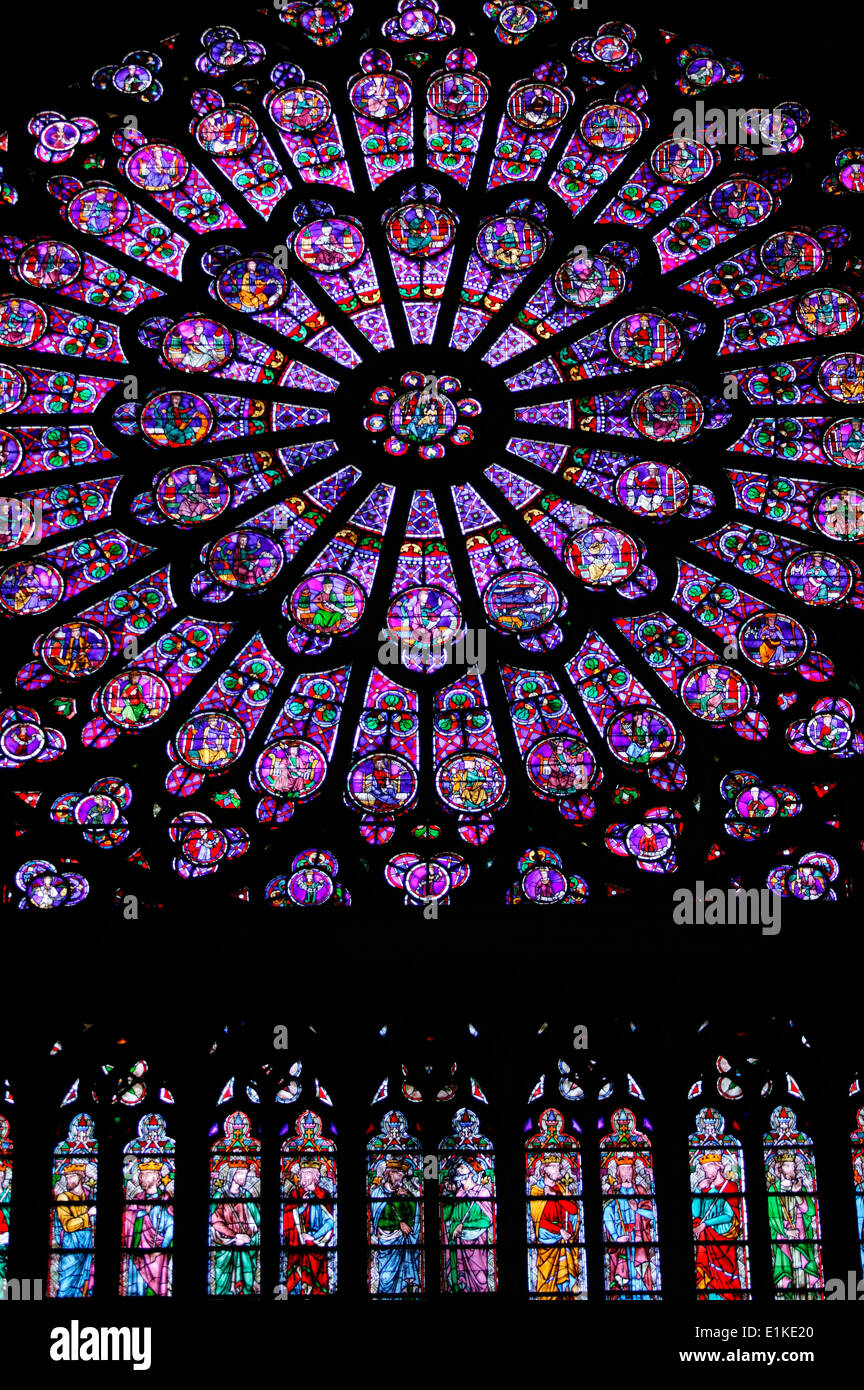 Notre Dame de Paris cathedral North rose window Stock Photo - Alamy