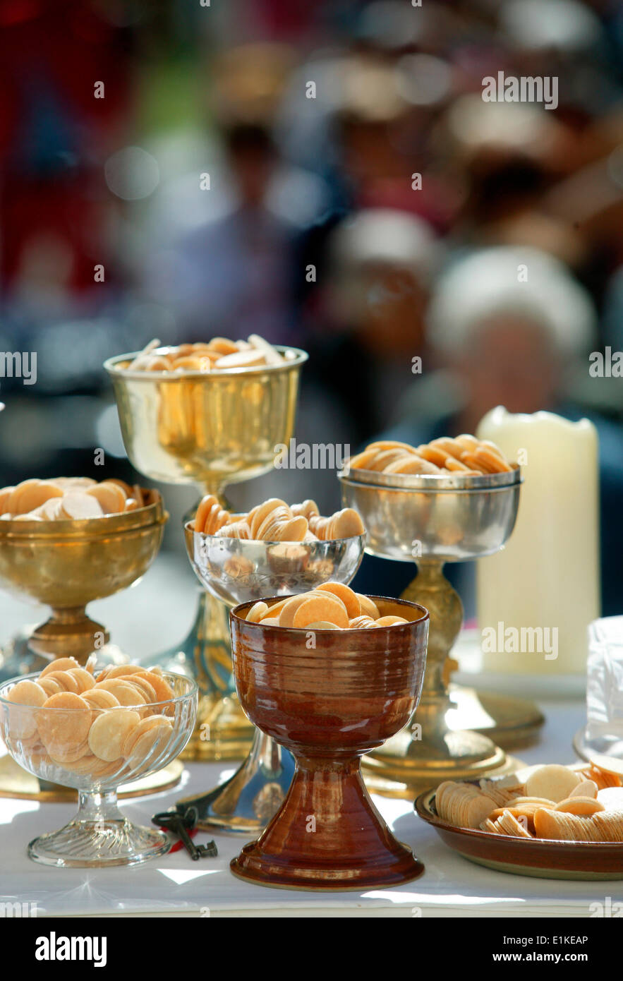 Hosts eucharist hi-res stock photography and images - Alamy