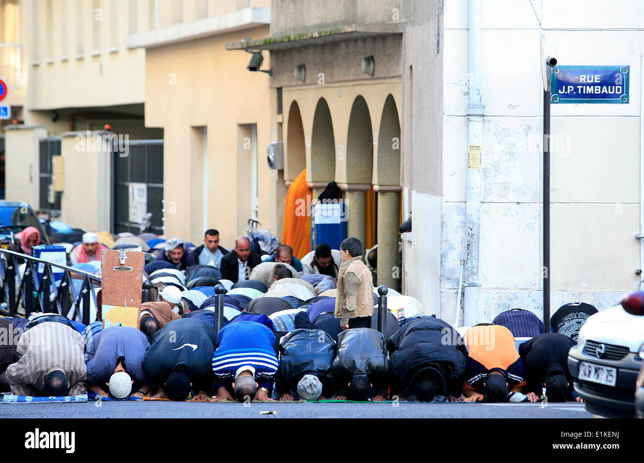 End of ramadan prayer outside a mosque. Paris Stock Photo - Alamy