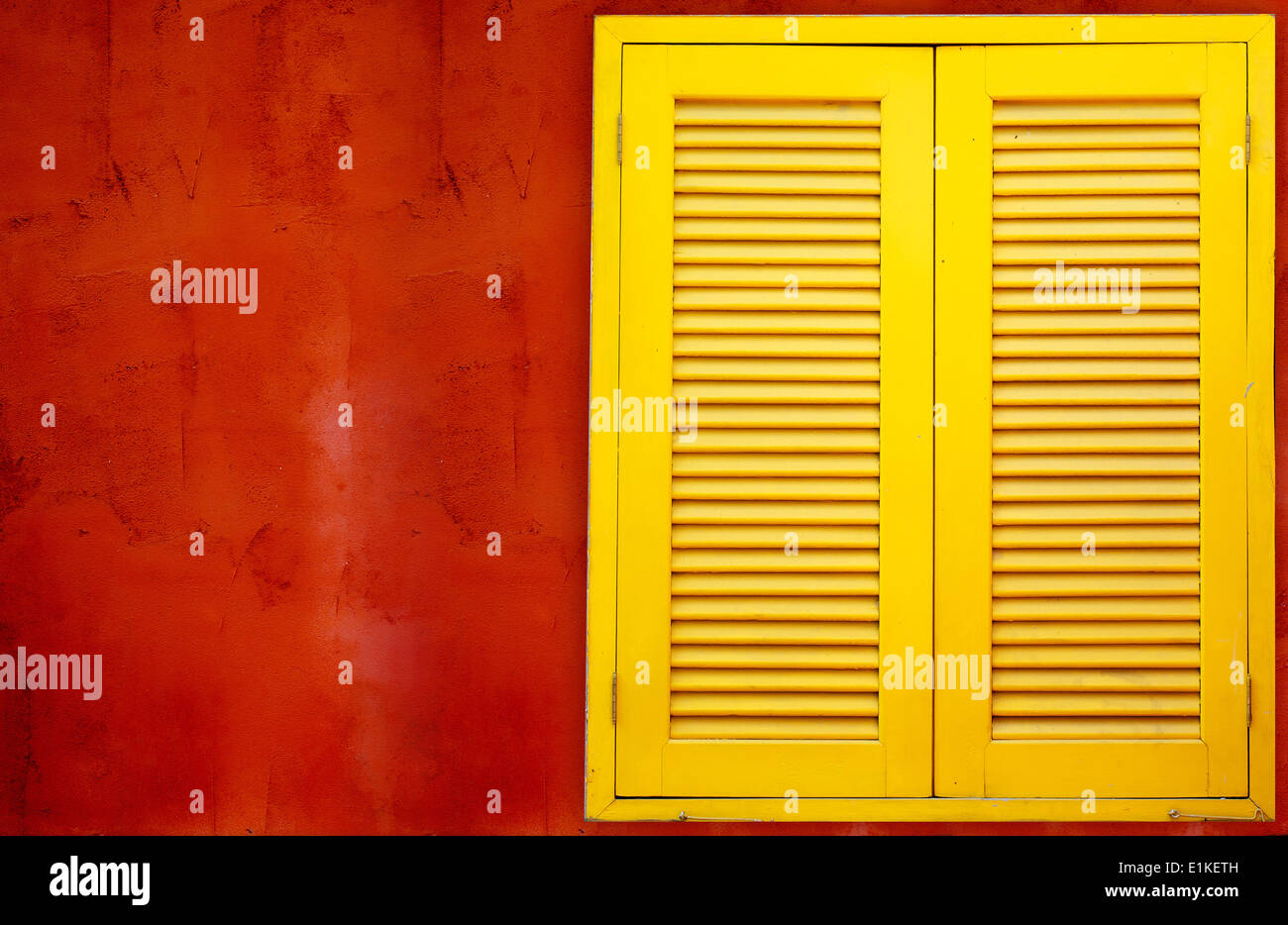 Vintage window closed Stock Photo - Alamy
