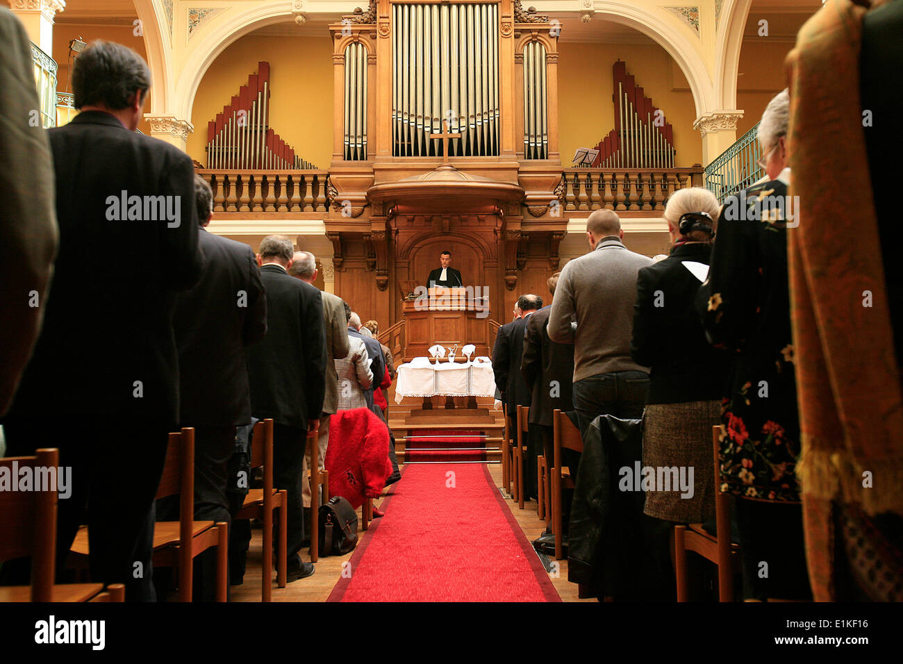 Protestant service (United Reformed church Stock Photo - Alamy