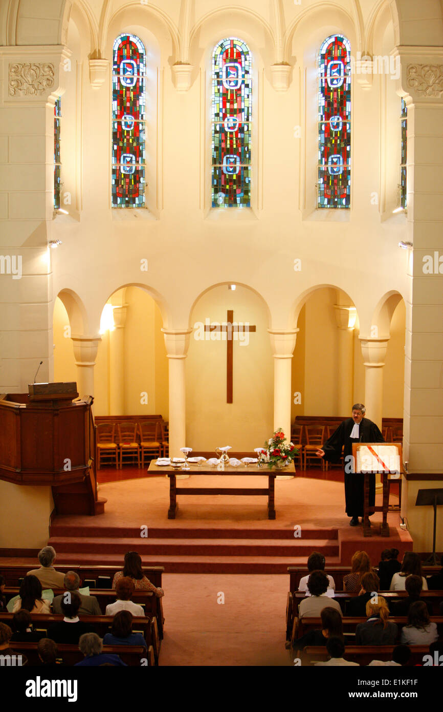 Chuch service hi-res stock photography and images - Alamy