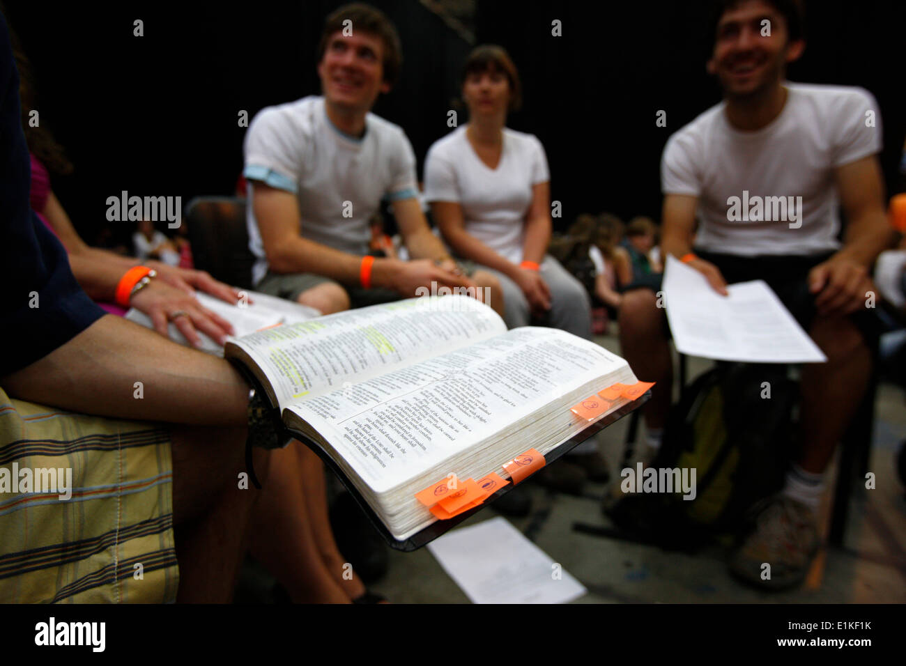 Study bible hi-res stock photography and images - Alamy