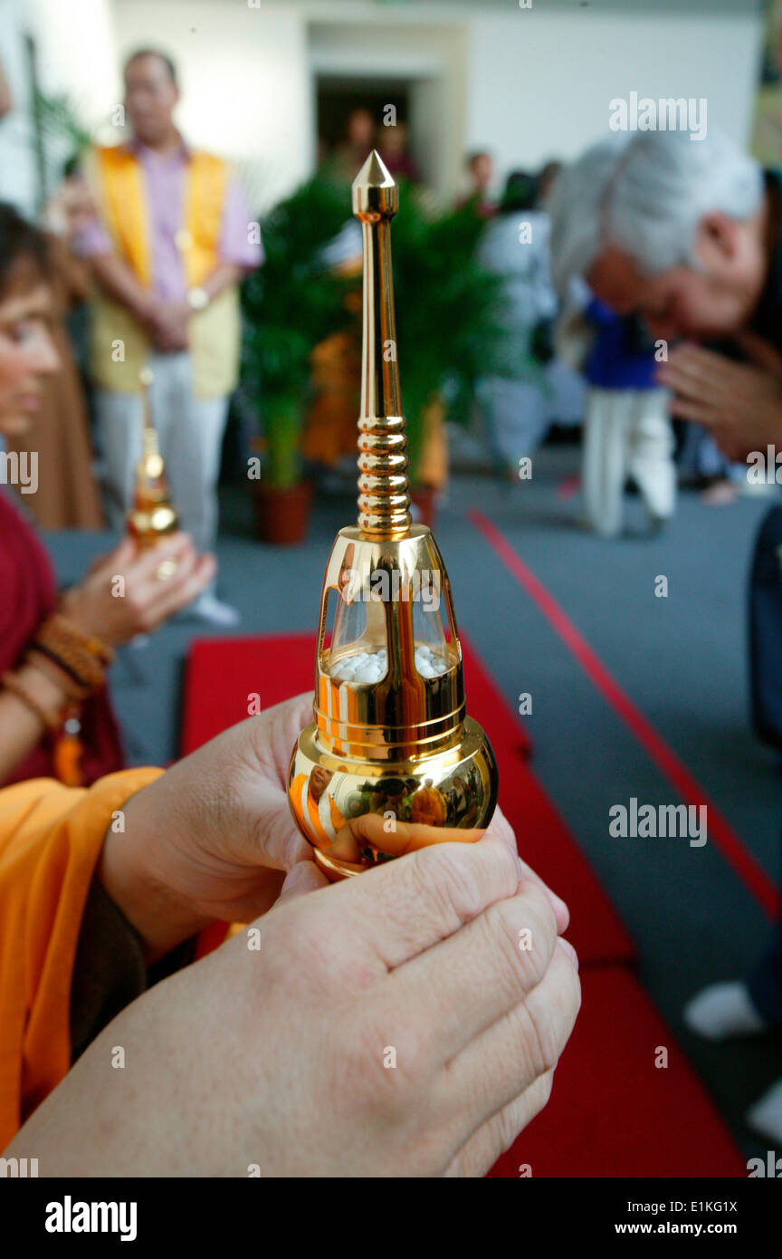Buddhist ceremony. Buddhist relics Stock Photo - Alamy