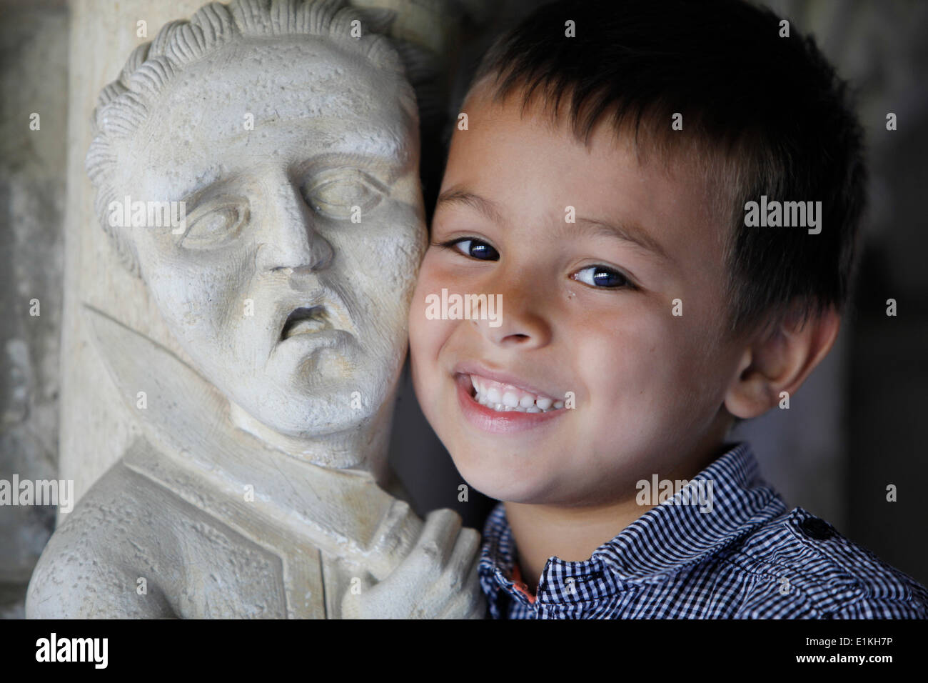 Boy saint hi-res stock photography and images - Alamy