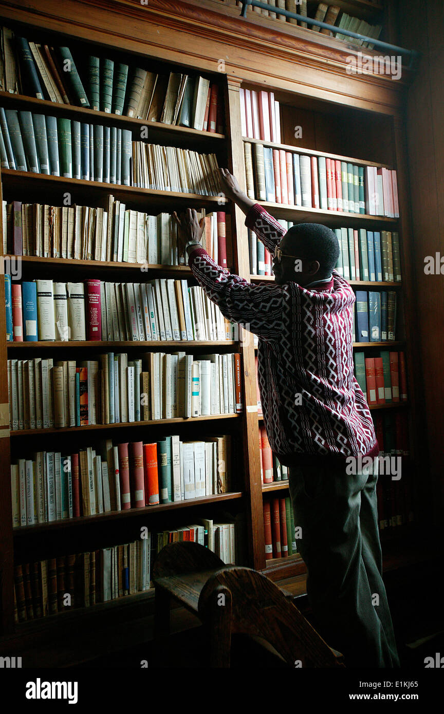 Library of the seminary hi-res stock photography and images - Alamy