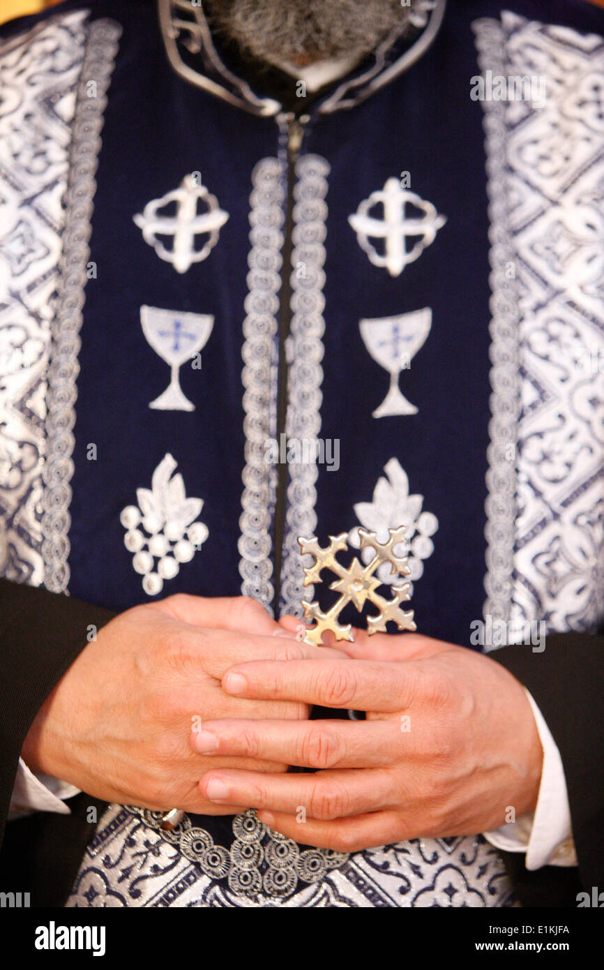 Orthodox coptic priest Stock Photo - Alamy