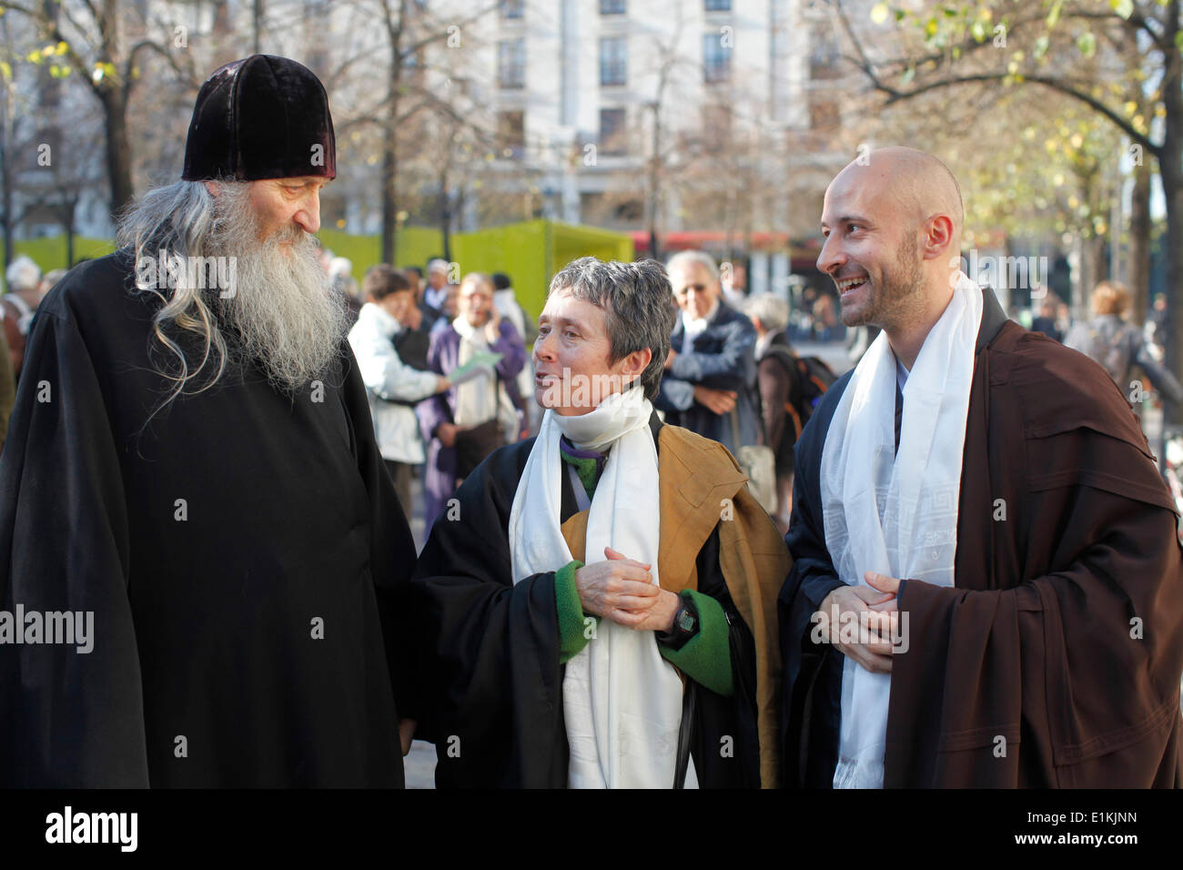 Inter-religious gathering for peace in Paris Stock Photo - Alamy