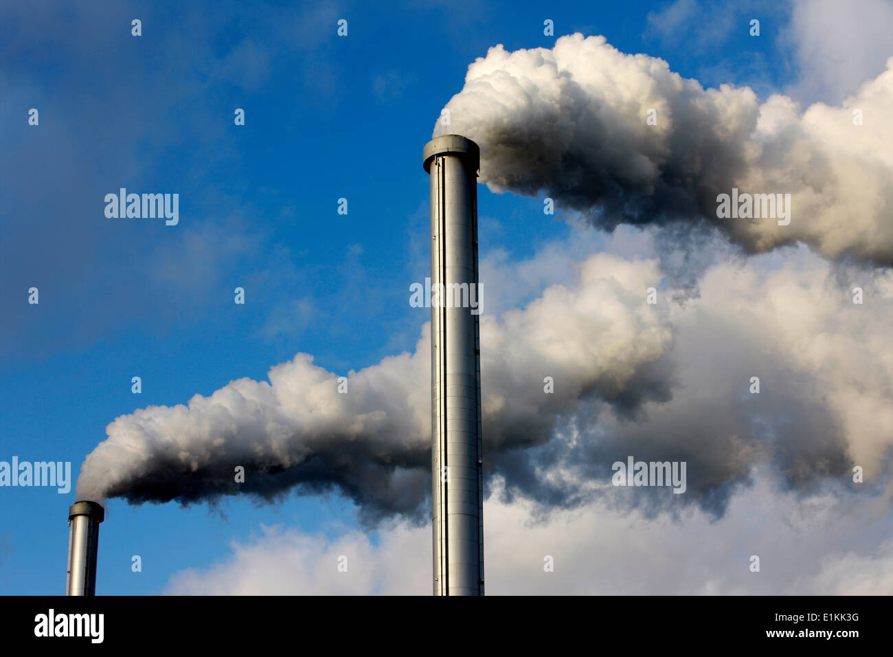 Chimney smoke hi-res stock photography and images - Alamy