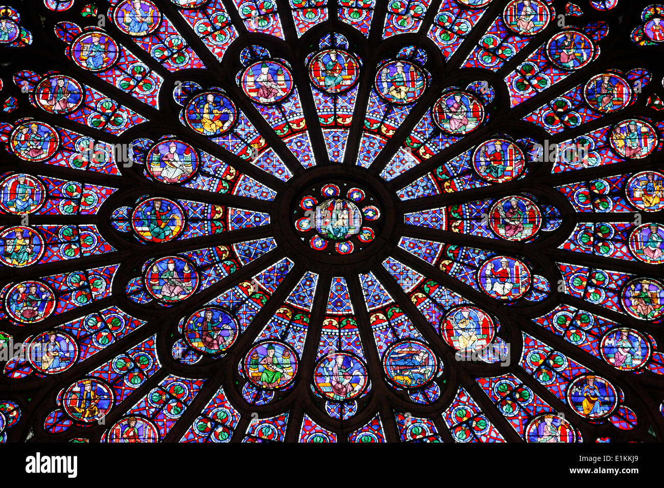 North rose window in Notre-Dame-De-Paris cathedral Stock Photo - Alamy