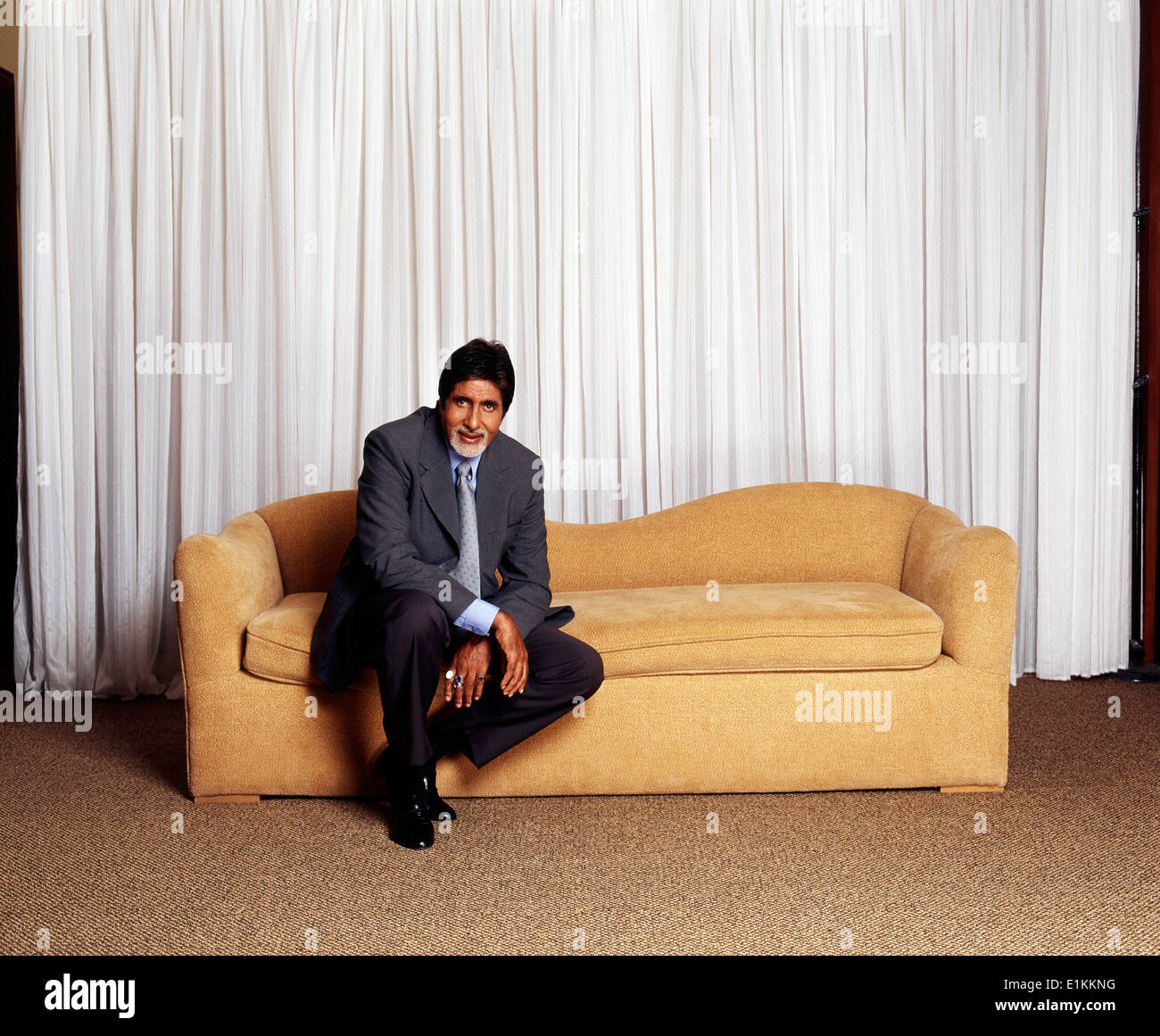 Actor Full Length High Resolution Stock Photography and Images - Alamy