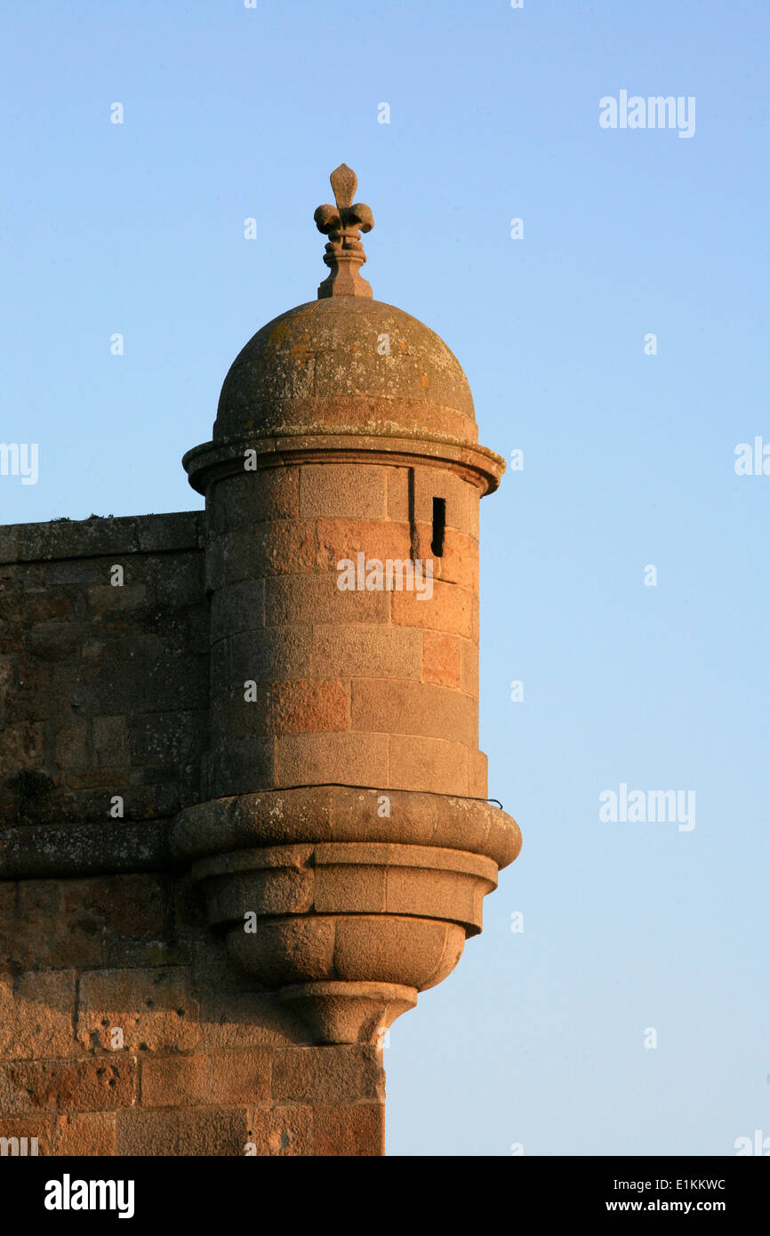 Saint-Malo city wall turret Stock Photo - Alamy