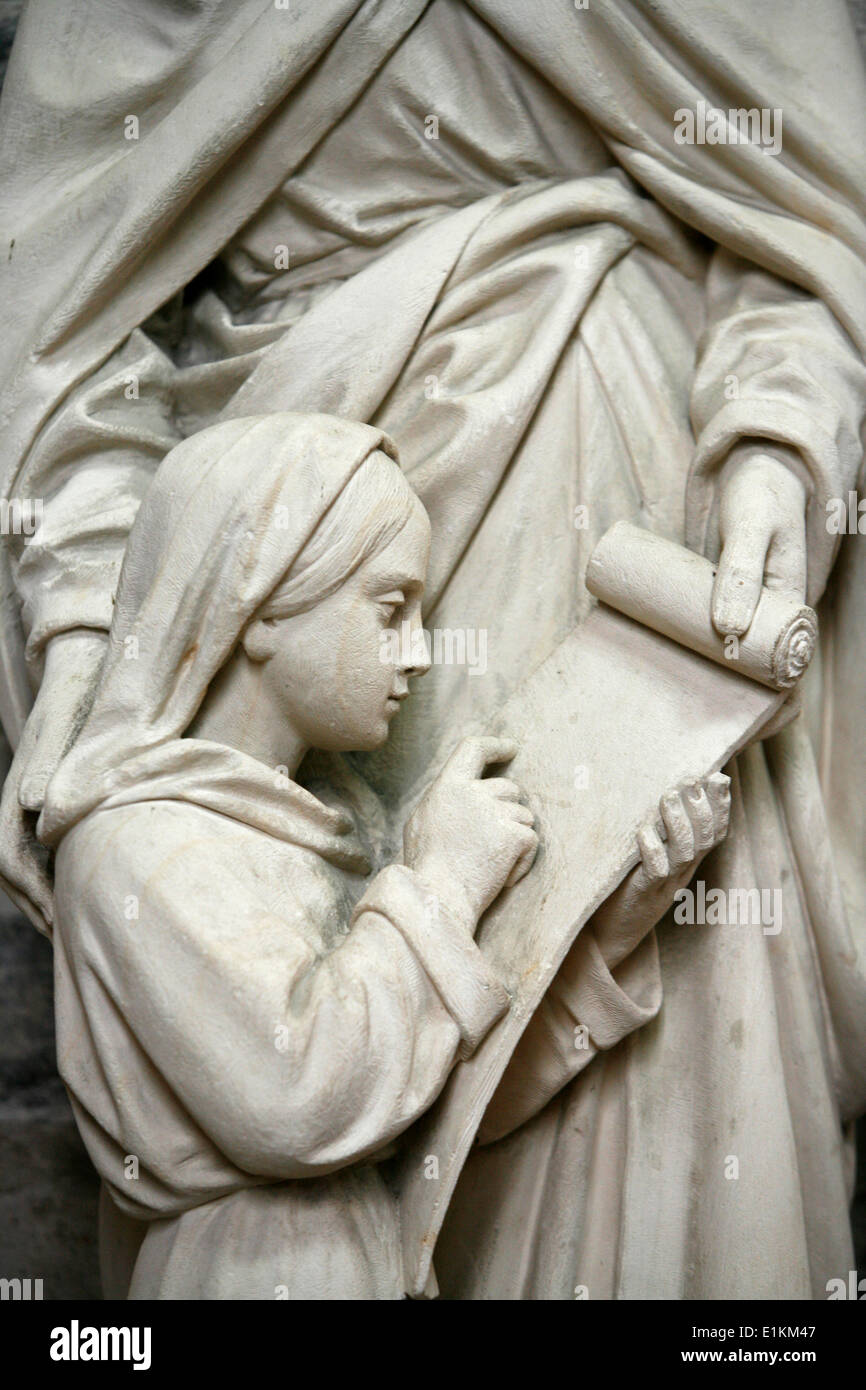 Saint-Samson cathedral sculpture Stock Photo - Alamy