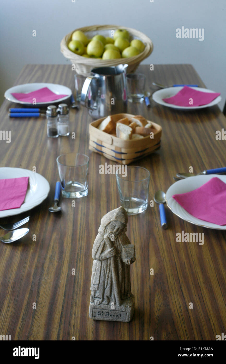 Roman dining hall hi-res stock photography and images - Alamy
