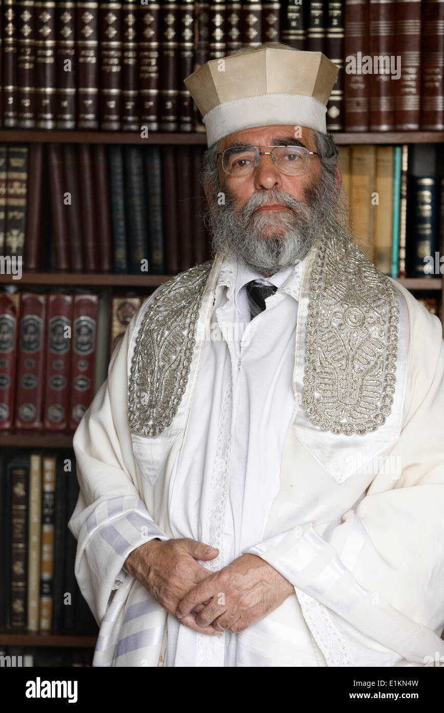 Rabbi religious hi-res stock photography and images - Alamy