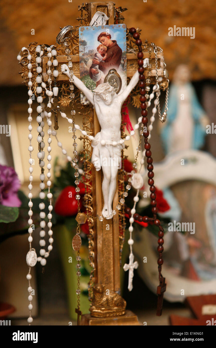 Crucifix with prayer beads Stock Photo - Alamy