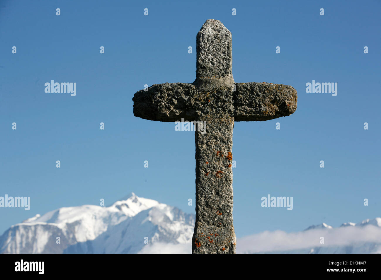 Cross facing Mont Blanc Stock Photo - Alamy