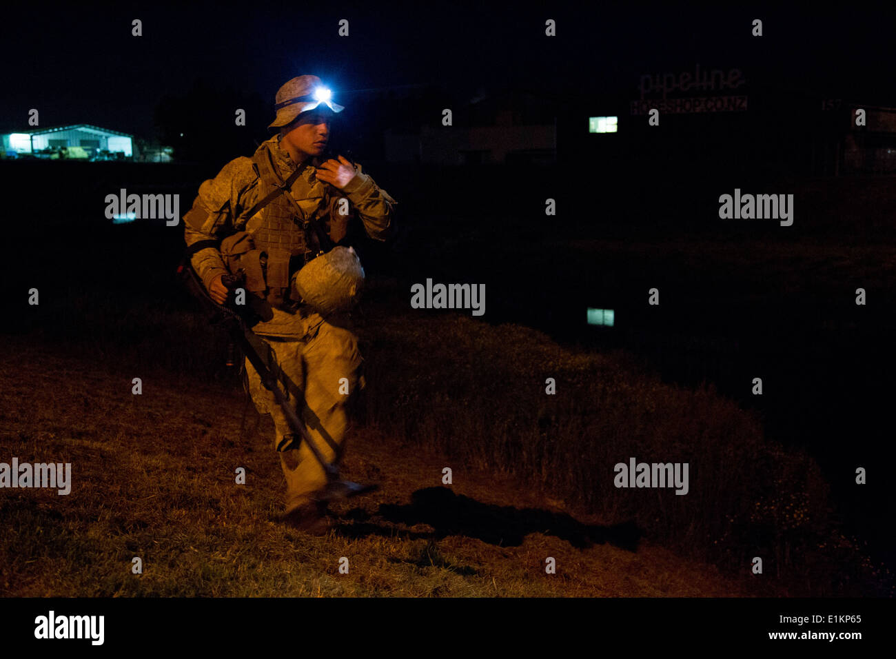 A New Zealand soldier assigned to the 3rd Platoon, Alpha Company, Task ...