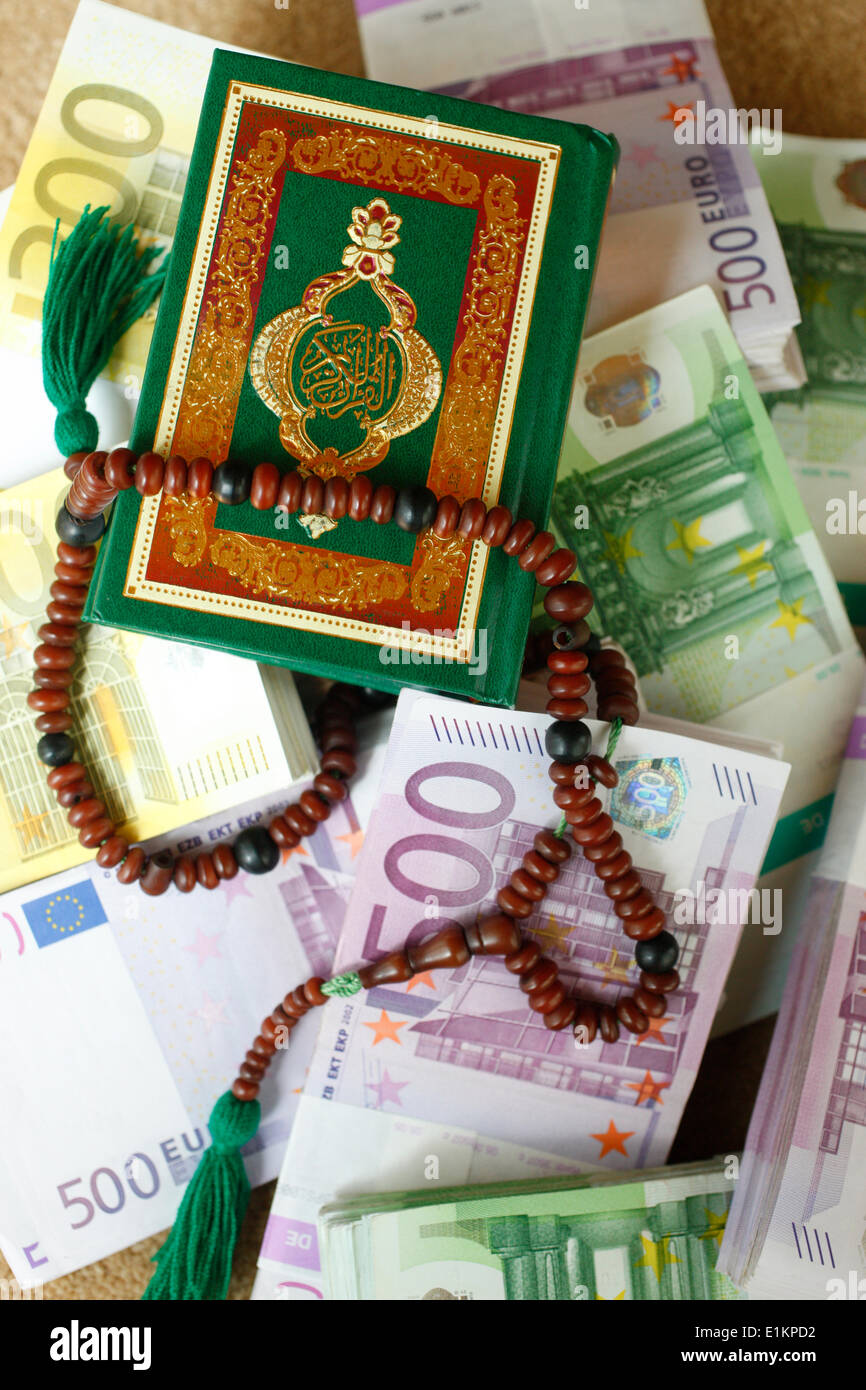 Muslim symbols and bank notes Stock Photo - Alamy