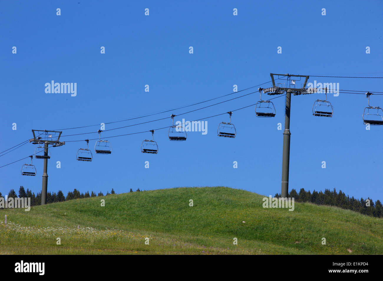 European lift hi-res stock photography and images - Alamy