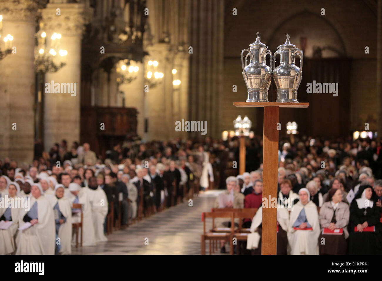 Easter wednesday sacred oil consecration in Notre Dame cathedral, paris ...