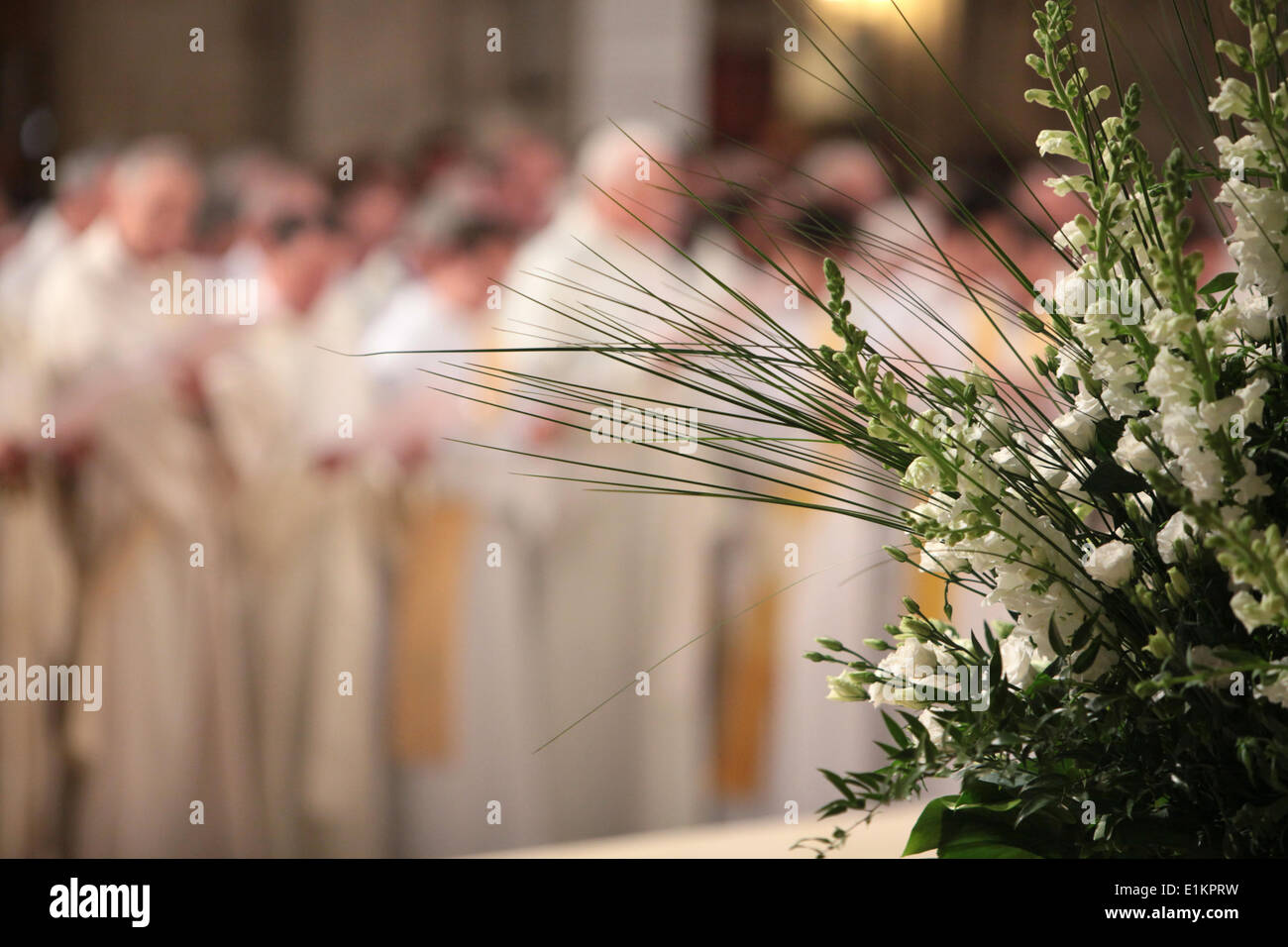 Easter wednesday celebration in Notre Dame cathedral, Paris Stock Photo ...