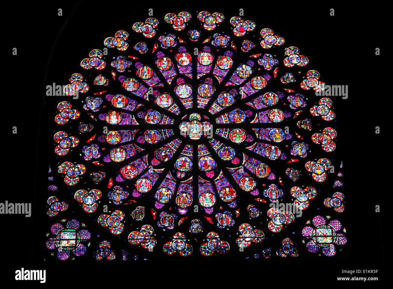 Notre-Dame de Paris cathedral southern rose window Stock Photo - Alamy