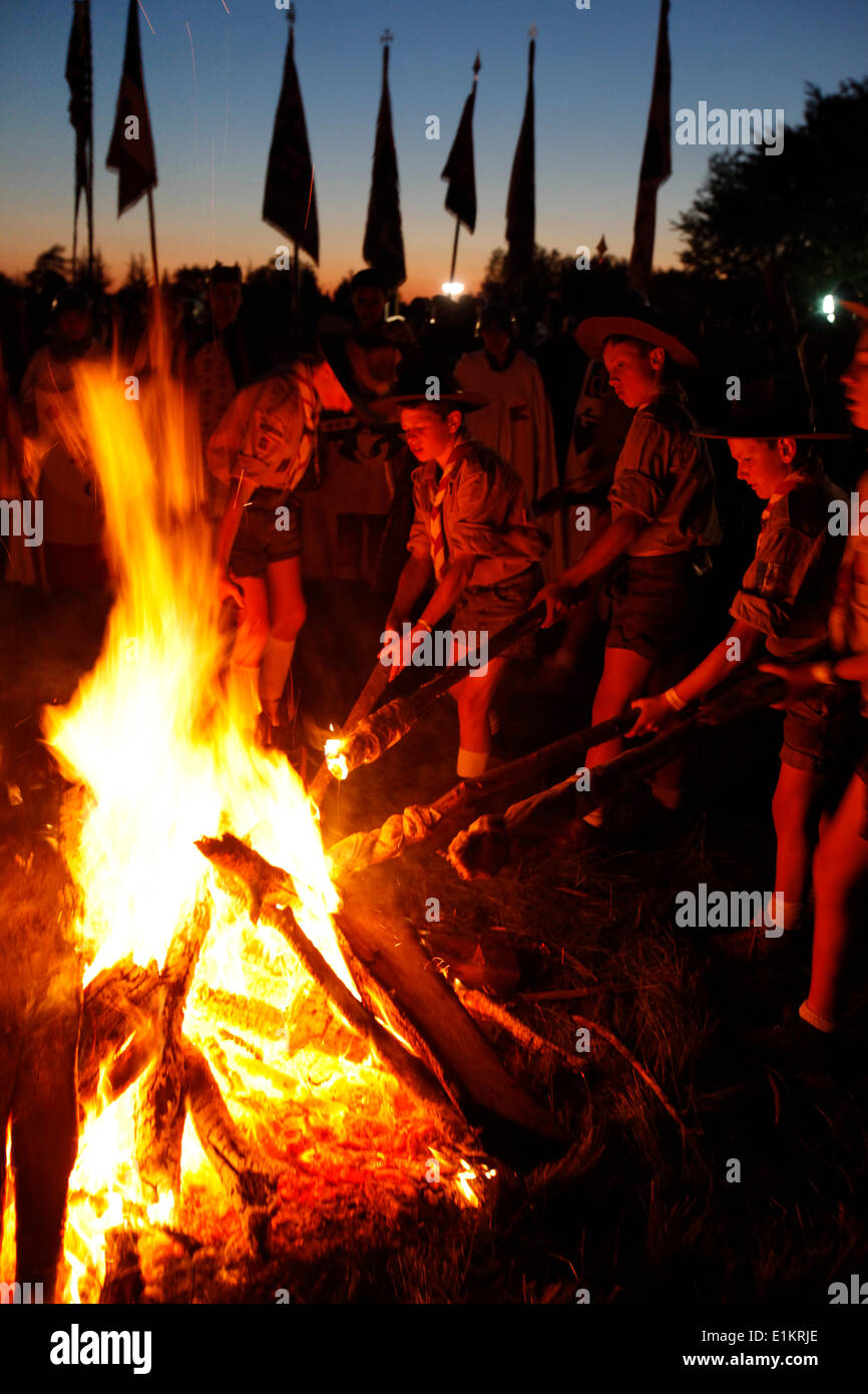 Traditionalist catholic pilgrimage Night vigil Stock Photo - Alamy