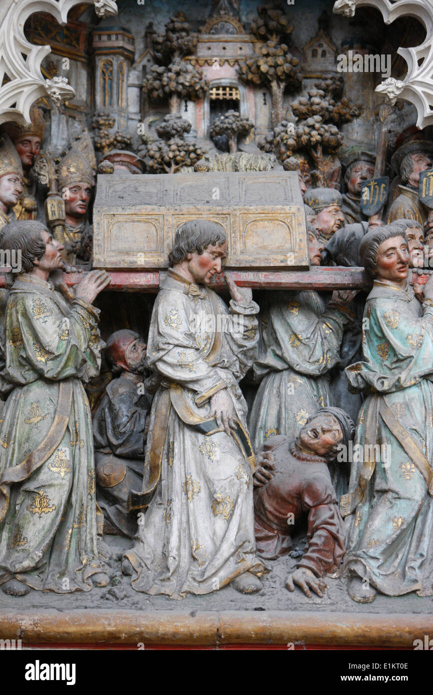 Amiens cathedral. The ark Stock Photo - Alamy