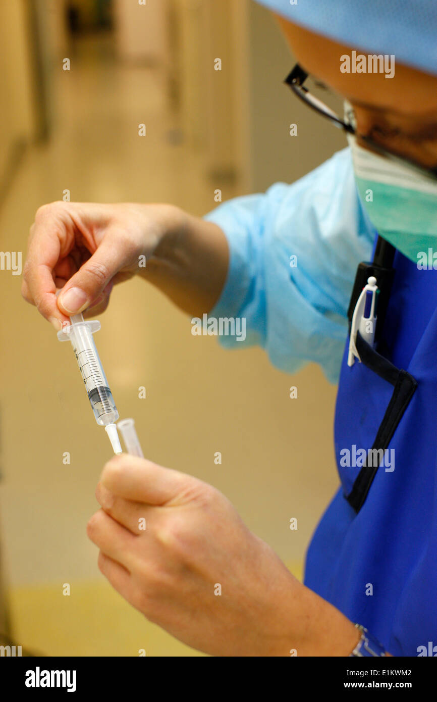 Europe syringe hi-res stock photography and images - Alamy