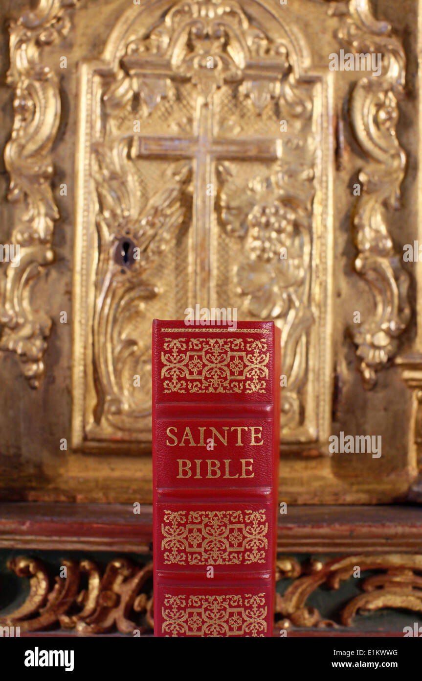 Holy scriptures bible hi-res stock photography and images - Alamy