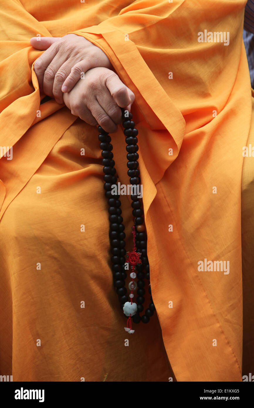 Buddhist monks prayer beads hi-res stock photography and images - Alamy